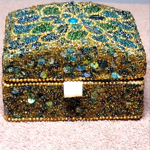 made in India | Storage & Organization | Beaded Jewelry Box With Green ...